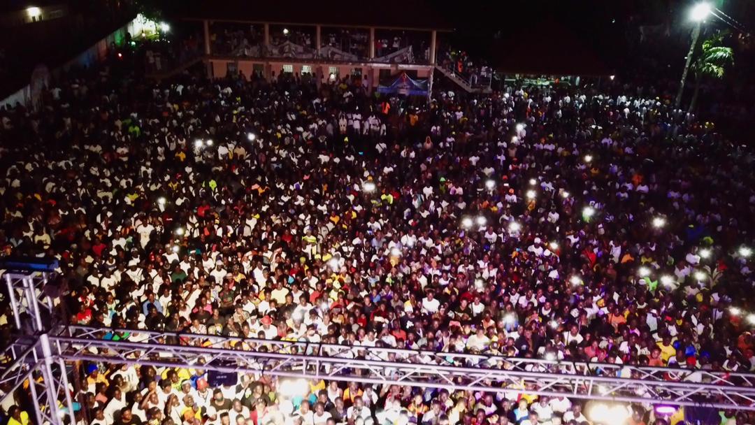 Fameye Successfully Hosts His Mega ‘FAMILY LIVE CONCERT’ At Bogoso ...